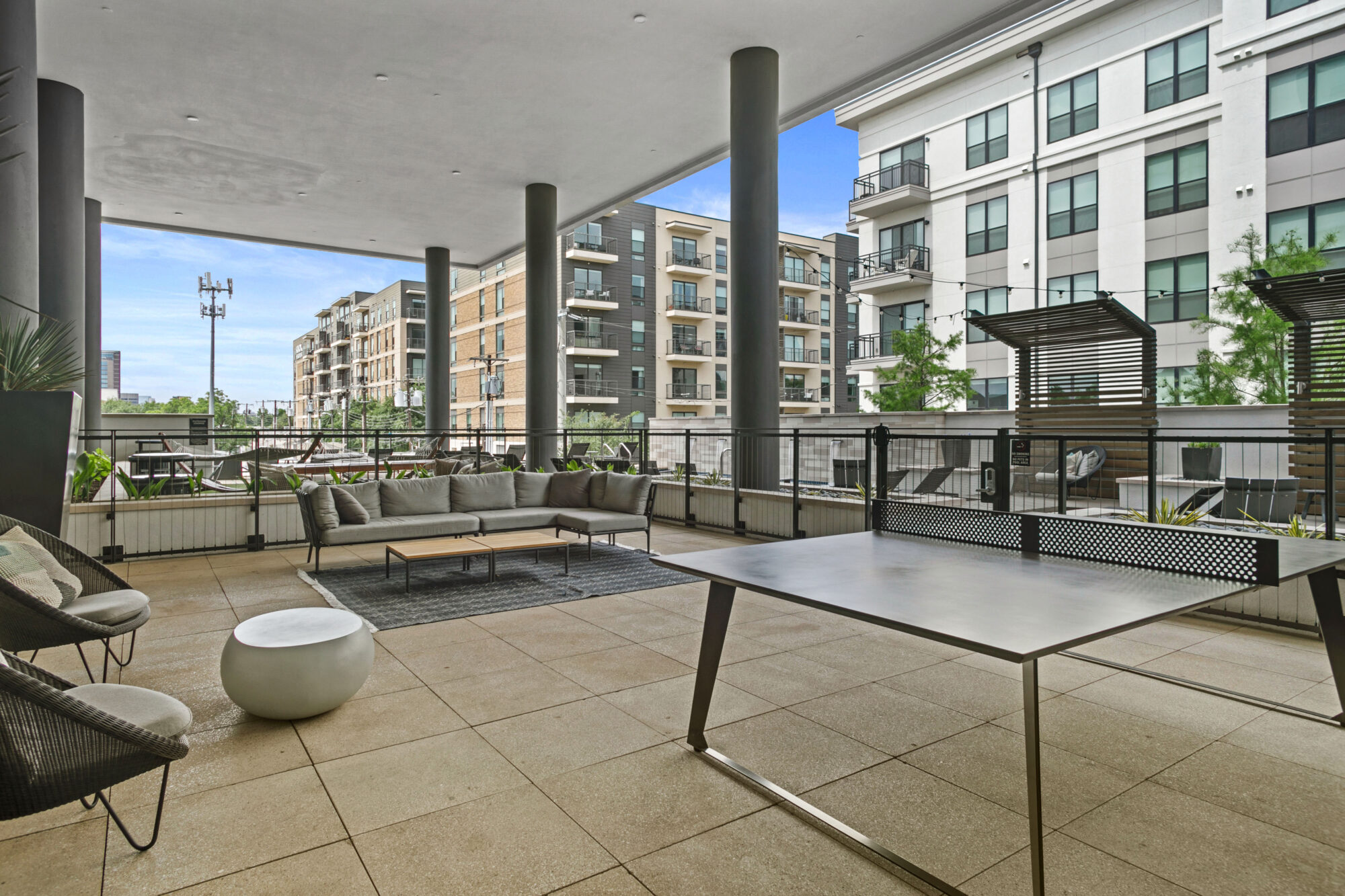 Premium Amenities Bell Knox District | Apts Dallas, TX